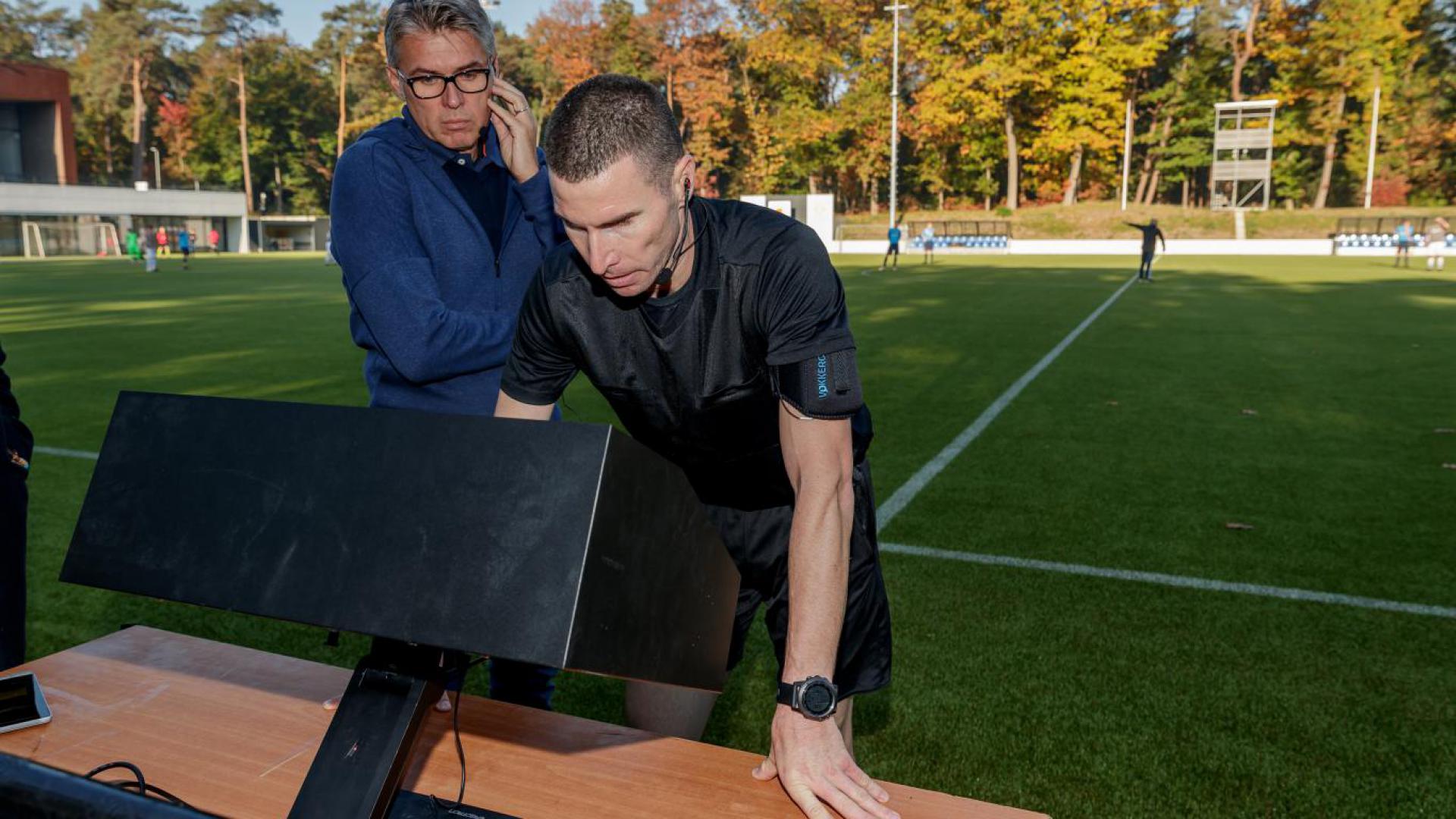 VAR training for UEFA referees at KNVB ARAG Replay Center | KNVB