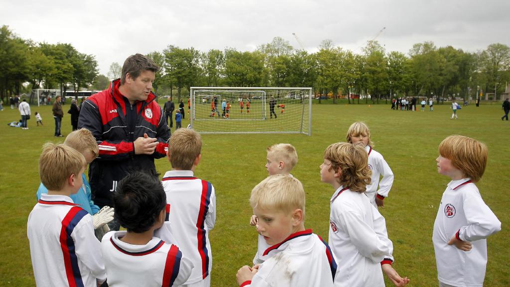 Vijf gouden tips voor nieuwe trainers | KNVB