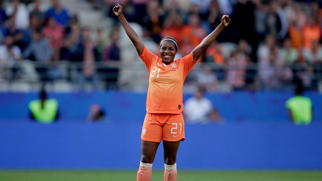 Lineth Beerensteyn, trots van DHC | KNVB