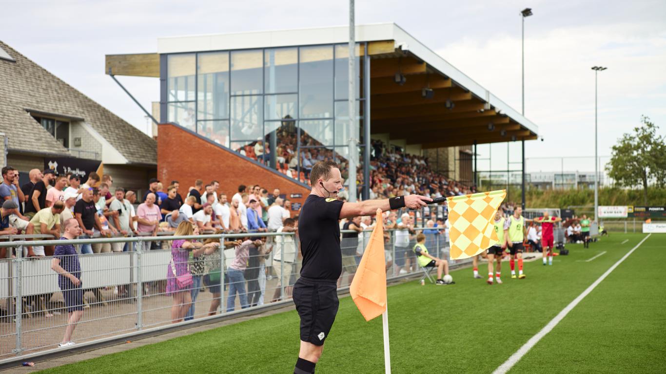 Assistent-scheidsrechter | KNVB