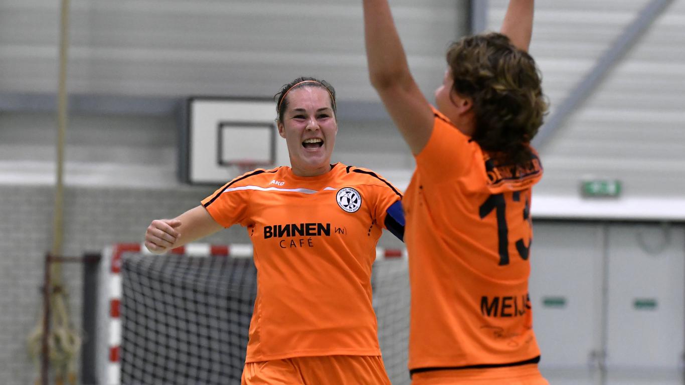 vv Pernis pakt titel na thriller in hol van de leeuw | KNVB