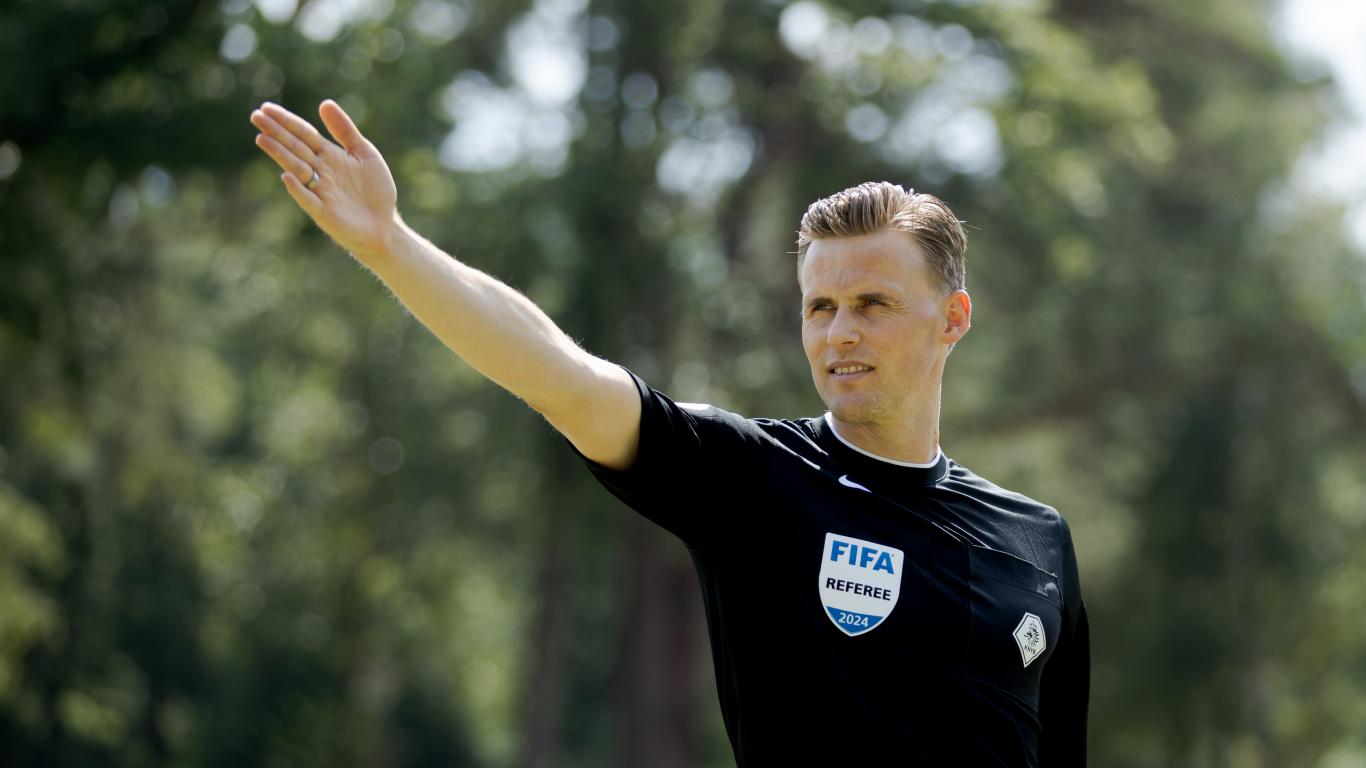 Sander van der Eijk heeft de leiding over FC Lugano - NK Celje | KNVB