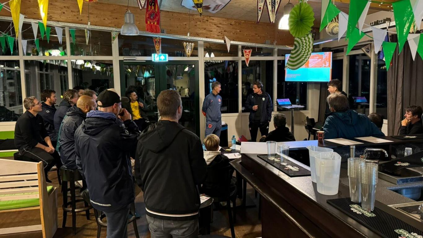 Aftrapmodule bij vv Amstelveen Heemraad: "Neem mooie tips mee naar ...