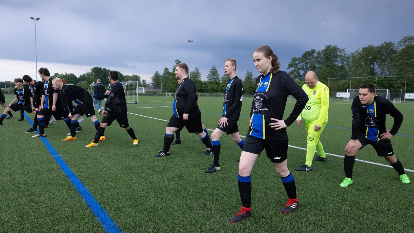Het G-team van FC Ommen: 'Het mooie van deze gasten is dat ze ...