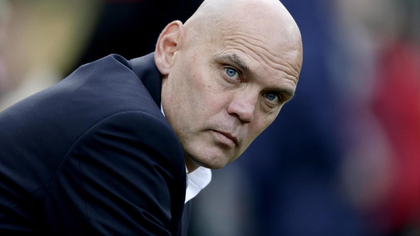 Trainer Jurgen Streppel één duel op de tribune | KNVB