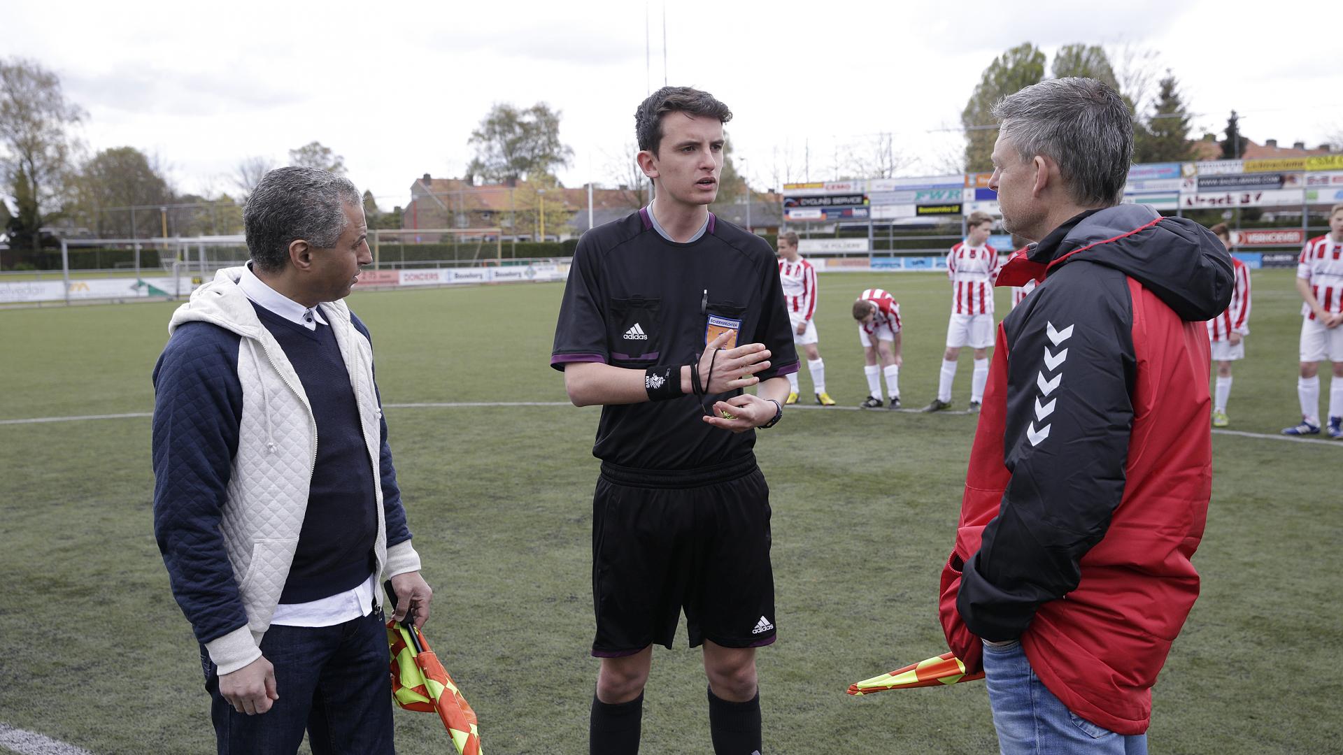 Online themabijeenkomst verenigingsscheidsrechters 'Spelregels' | KNVB