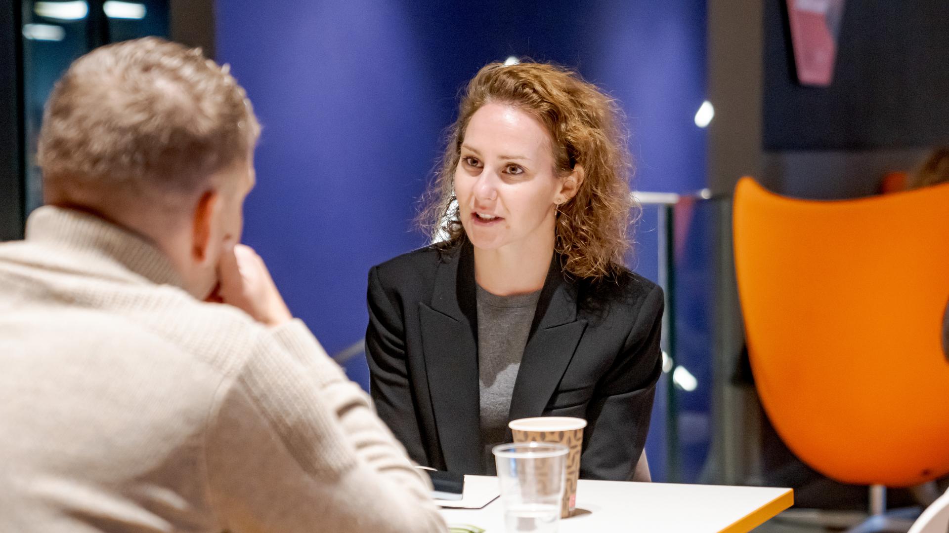 Nieuw ontwikkelprogramma voor technisch directeuren van start | KNVB