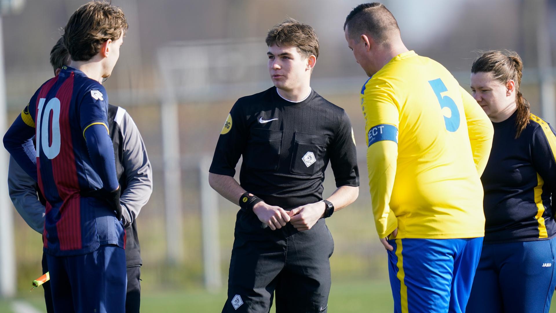 Verenigingsscheidsrechter | KNVB