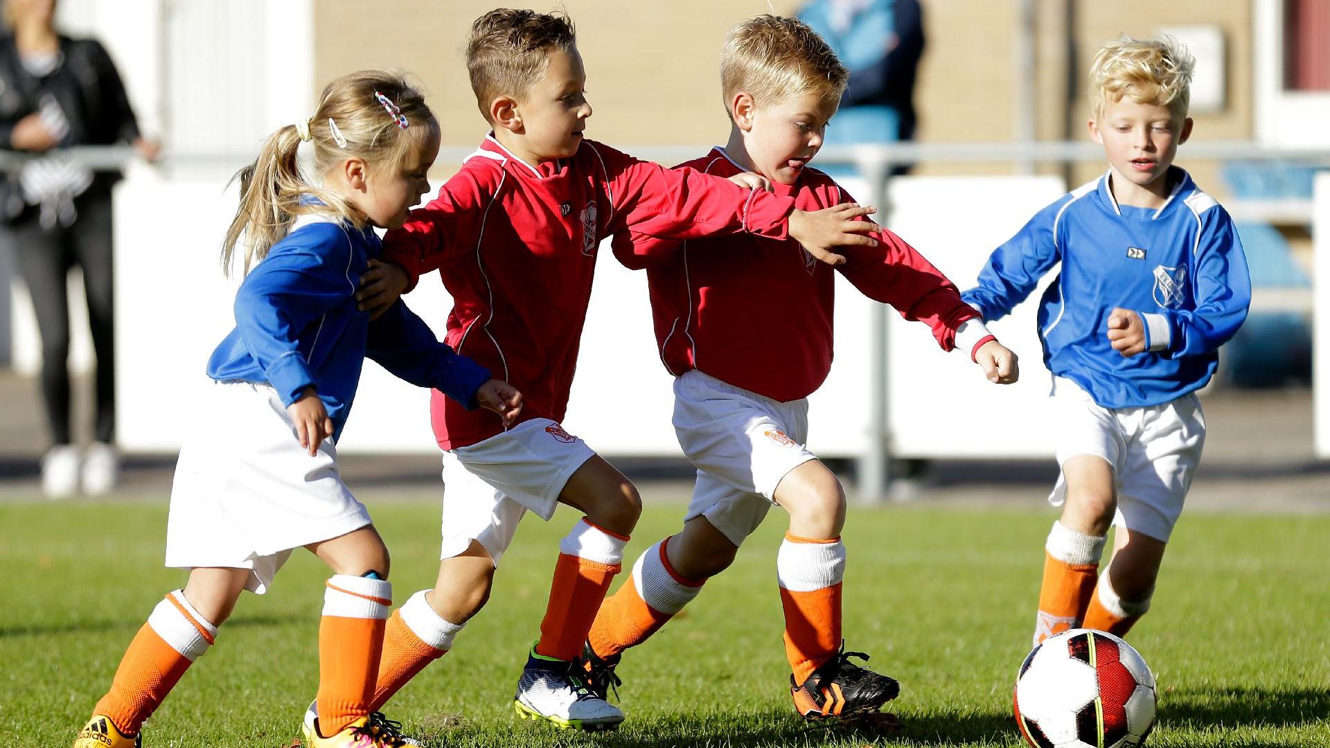 Voetbal op de bestuurstafel | KNVB