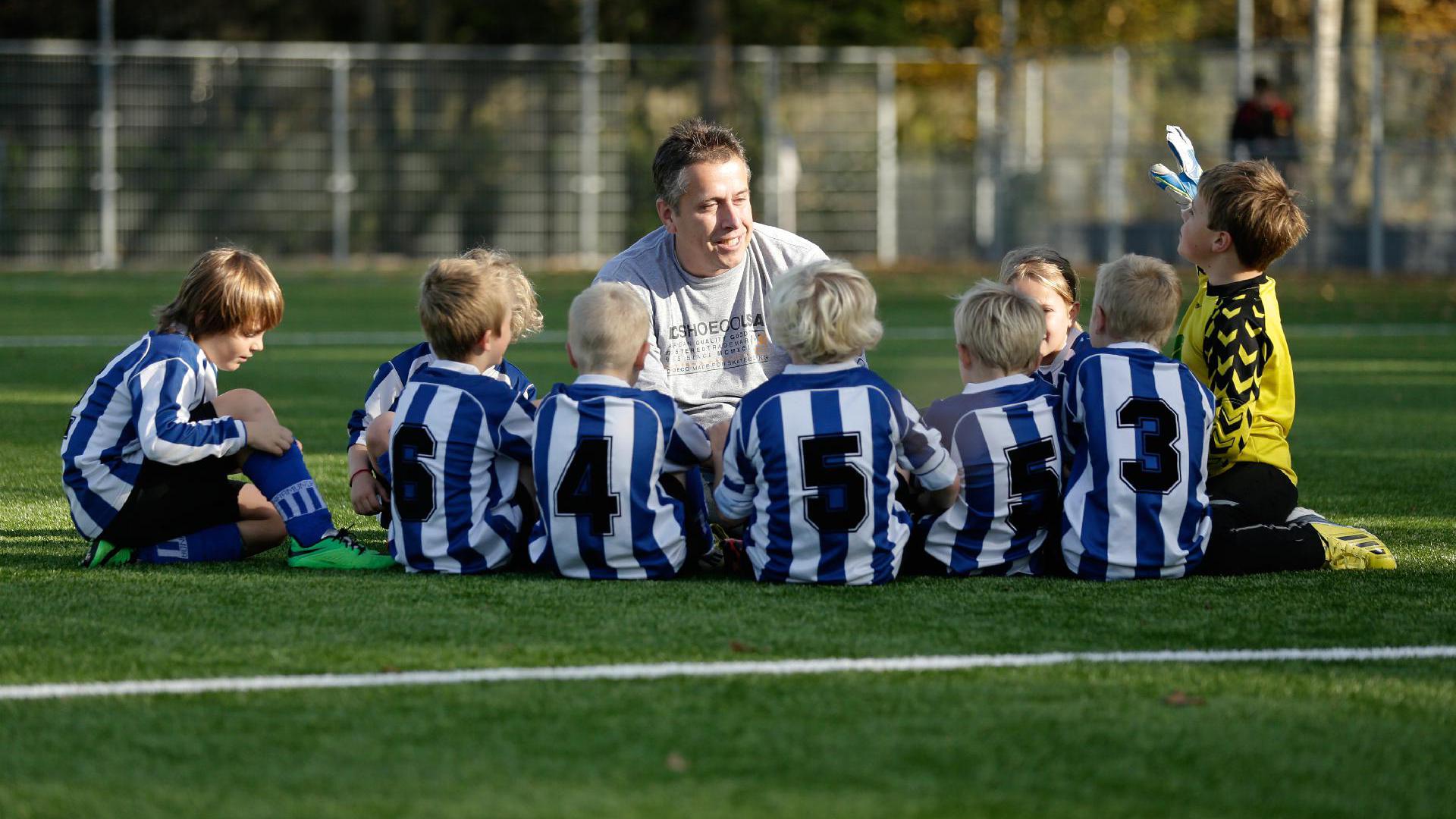 Vier kwaliteiten van de succesvolle trainer-coach | KNVB
