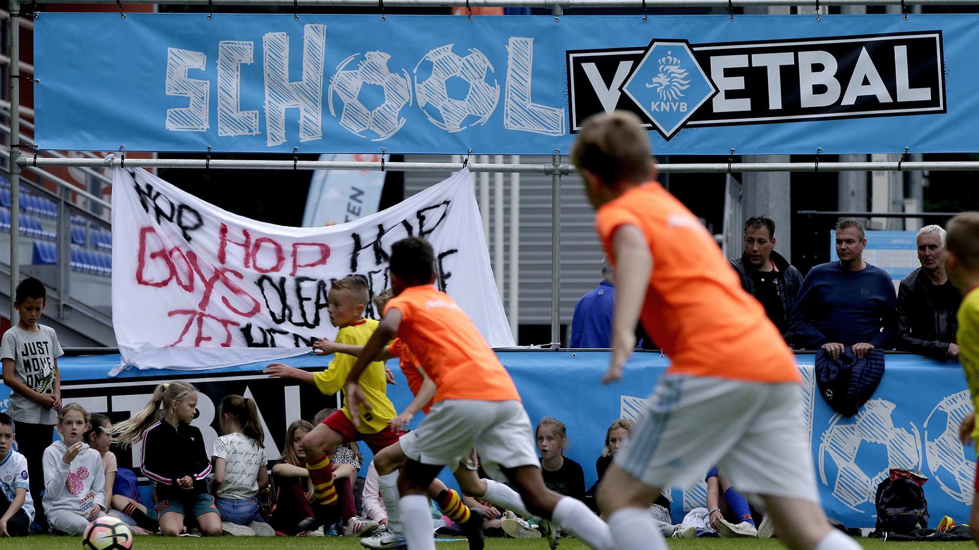 Iedereen kampioen tijdens landelijke finale schoolvoetbal | KNVB