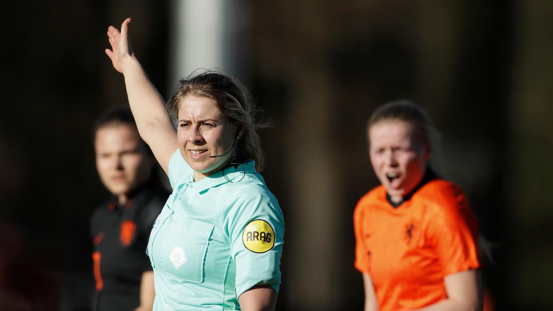 Lizzy van der Helm fluit EK-kwalificatie Onder 17 in Albanië | KNVB