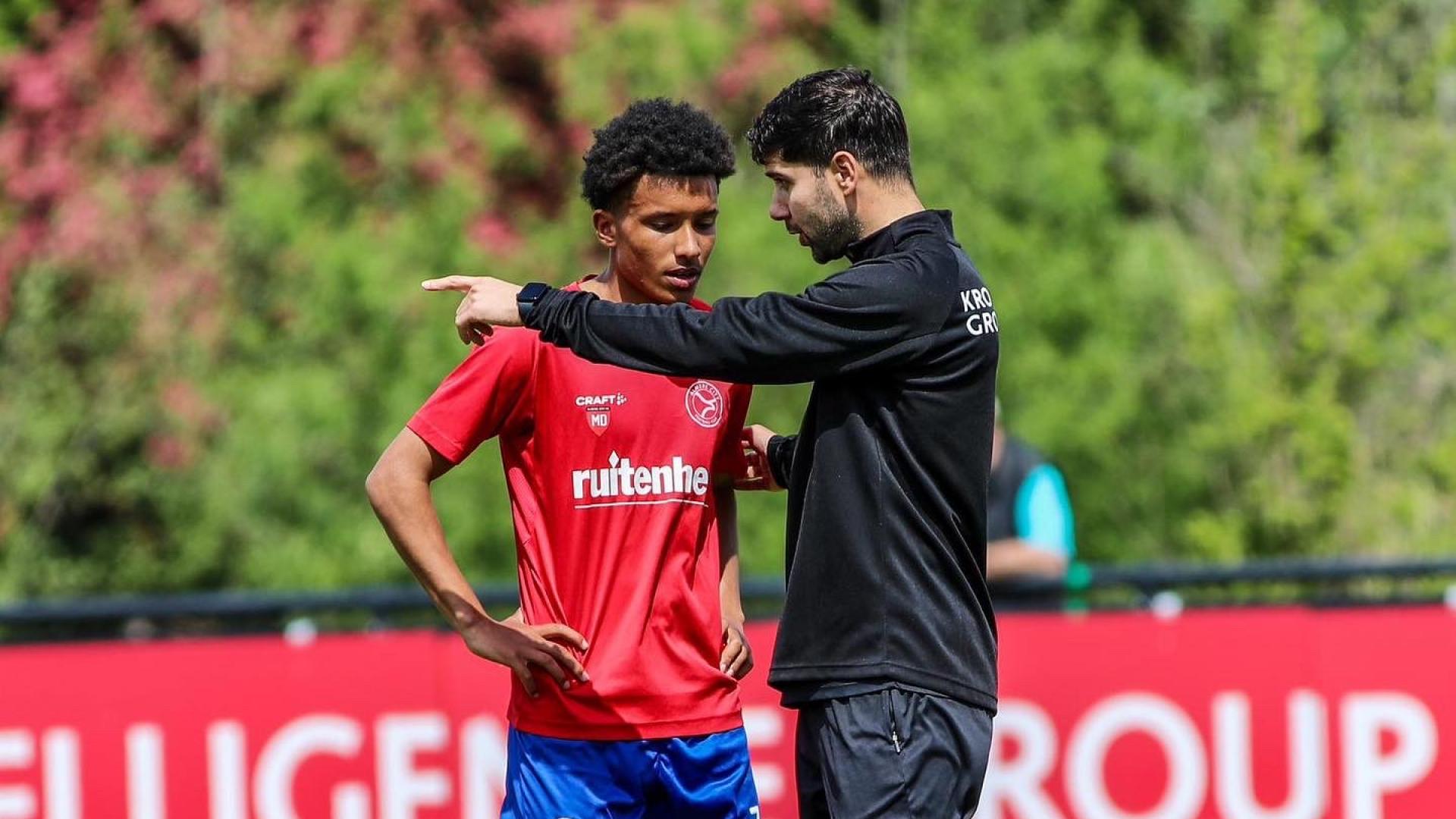 Anoush Dastgir heeft Voetbalcoach 5 op zak: 'Alle ruimte voor mijn ...