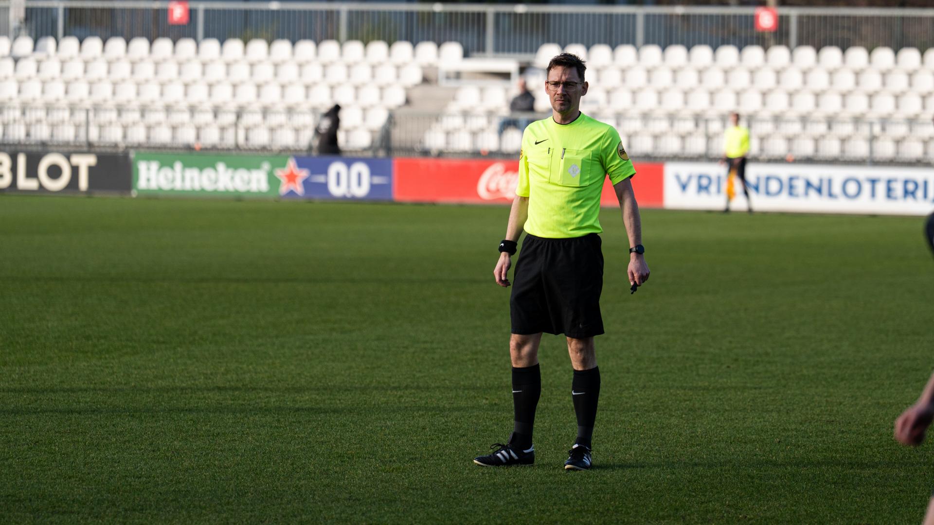 Scheidsrechter Jan ter Harmsel gebruikt REFSIX om zijn eigen prestaties ...