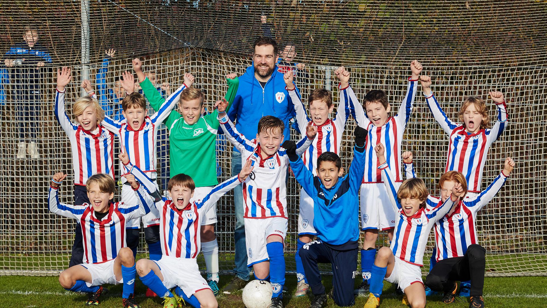 JEKA ontvangt 4000e regeling gratis VOG | KNVB