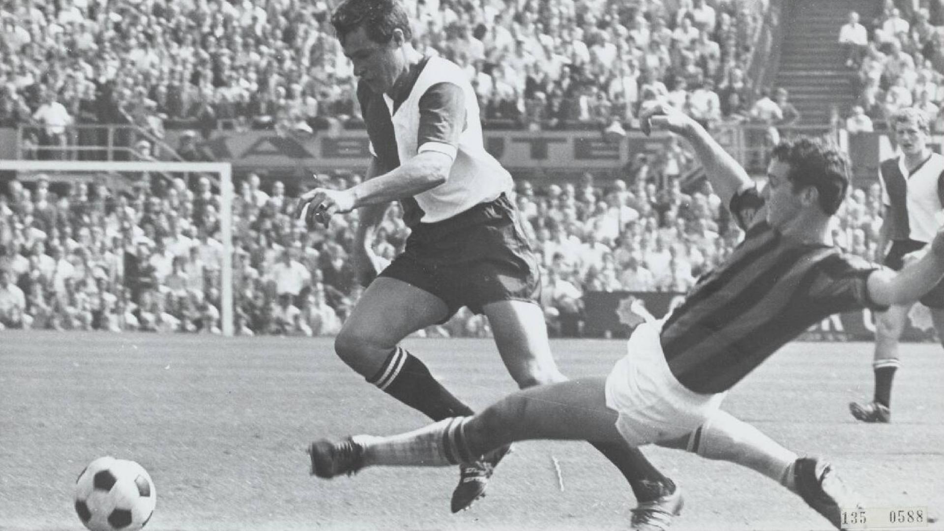 Ex-international 'IJzeren' Rinus Israël (83) overleden | KNVB
