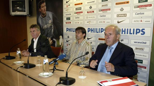 PSV-clubicoon en bondsridder Harry van Raaij (84) overleden | KNVB