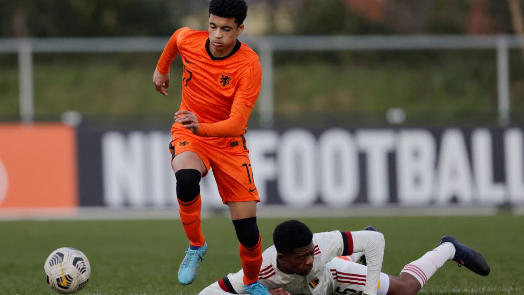 Onder 15 speelt gelijk tegen België, maar neemt strafschoppen beter ...