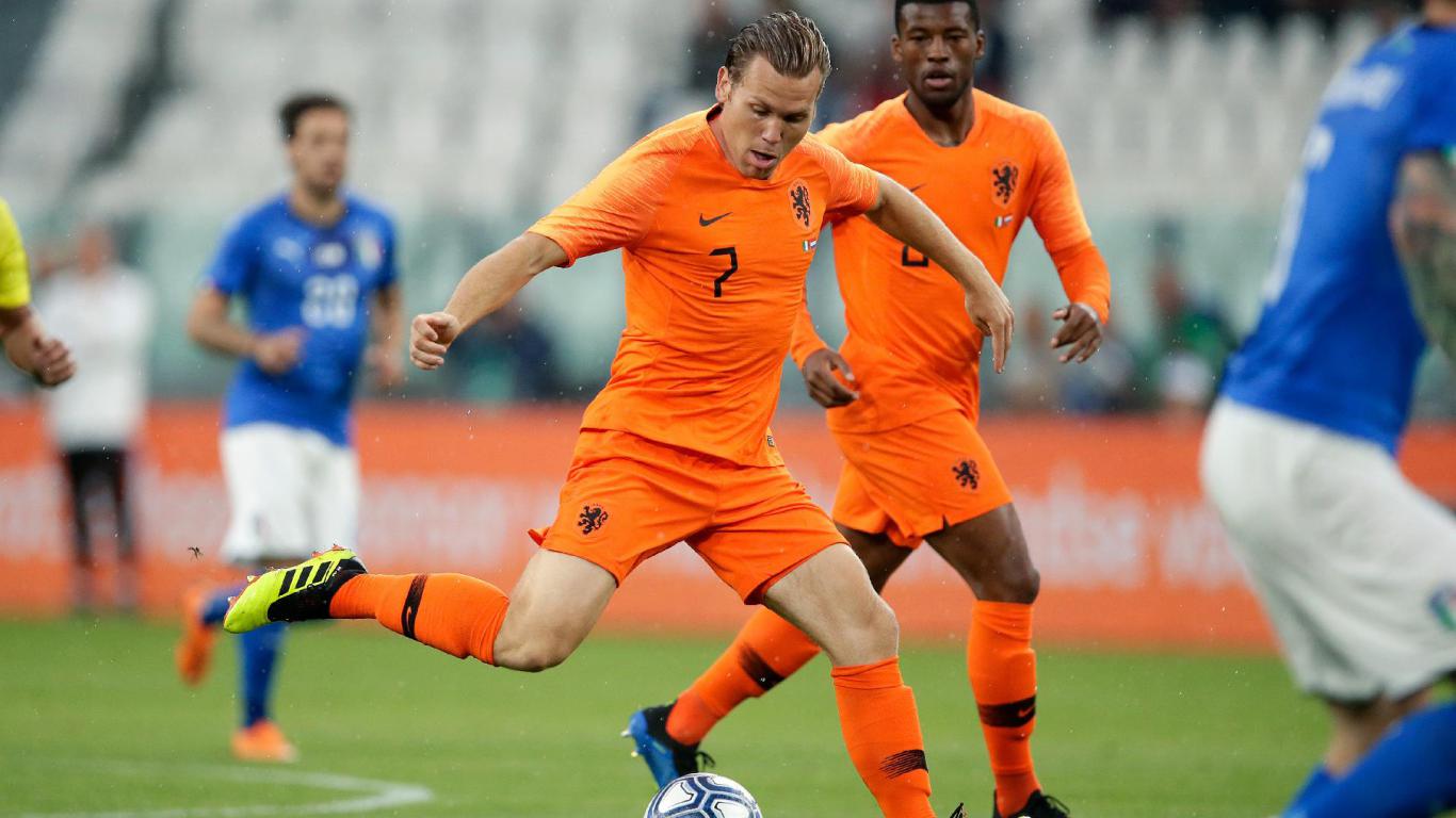 Kenny Tete en Ruud Vormer in de basis tegen Peru | OnsOranje