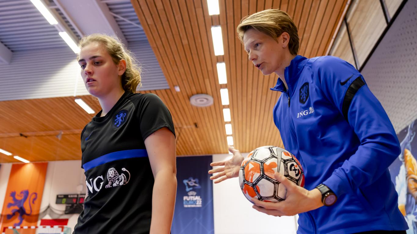 Selectie voor tweedaagse trainingstage Oranje Futsal Vrouwen op Campus ...
