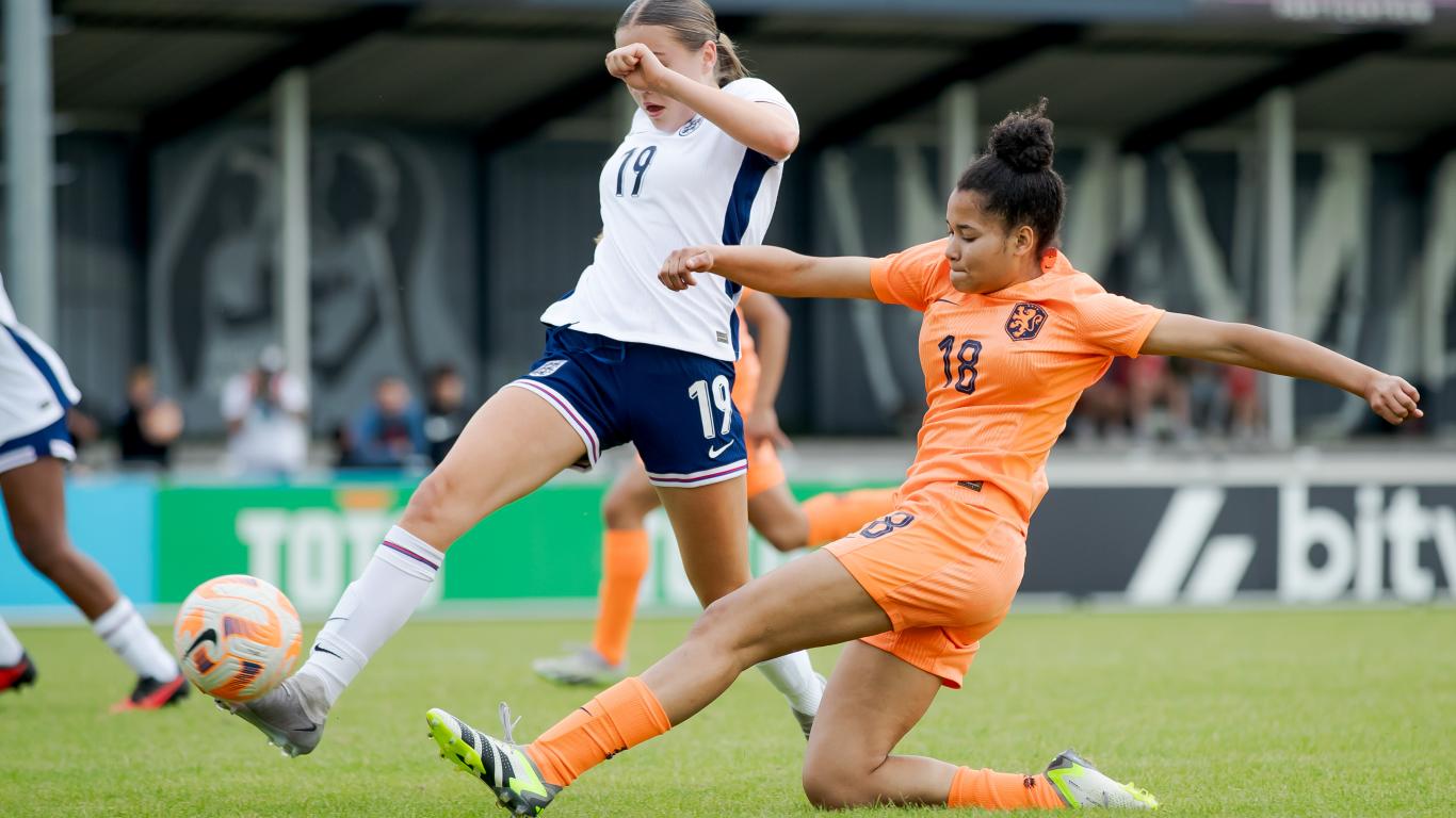 Pijnlijk verlies in blessuretijd voor sterk Onder 15 | OnsOranje