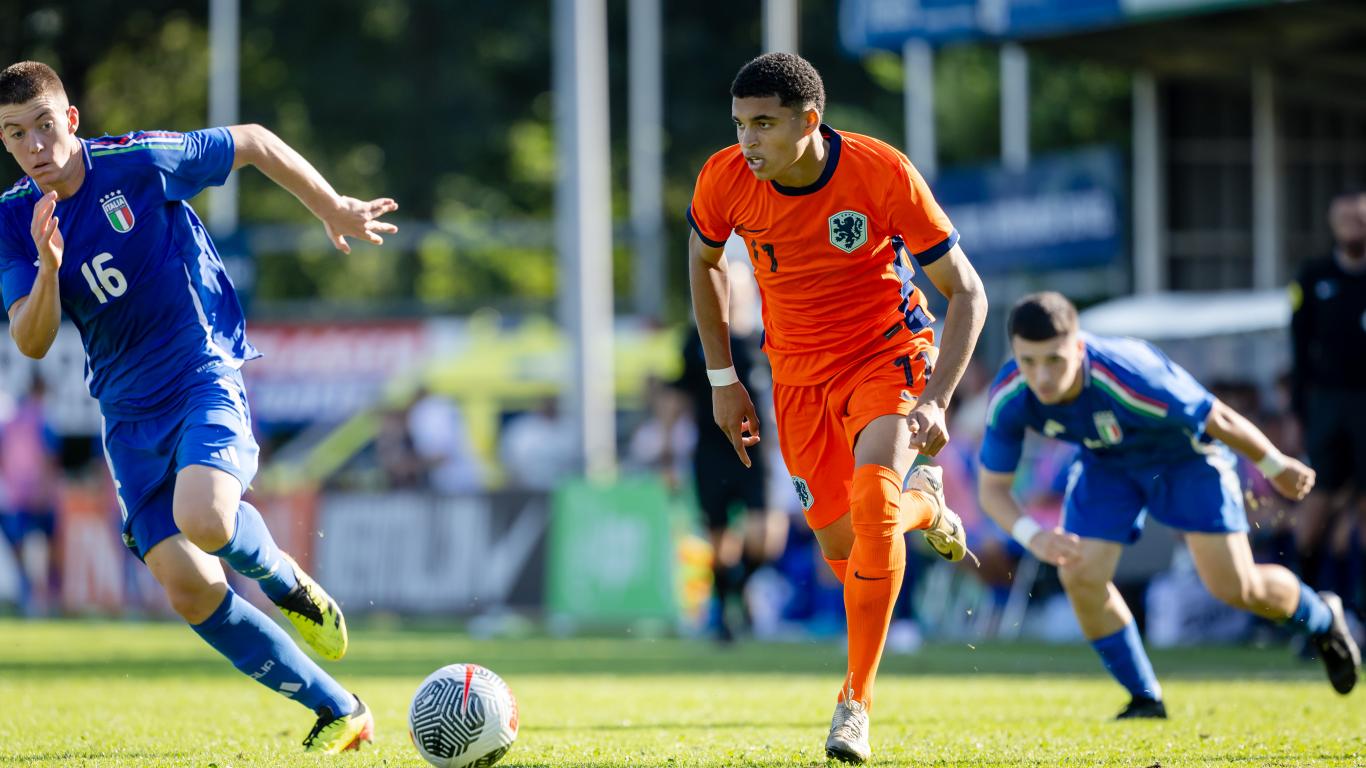Thomas schiet Oranje onder 18 (m) naar zege op Denemarken | OnsOranje