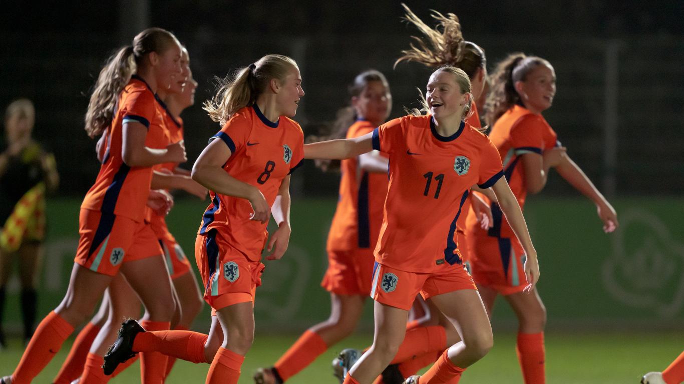 Trainingsstage Oranje onder 16 (v): 24 speelsters uitgenodigd | OnsOranje