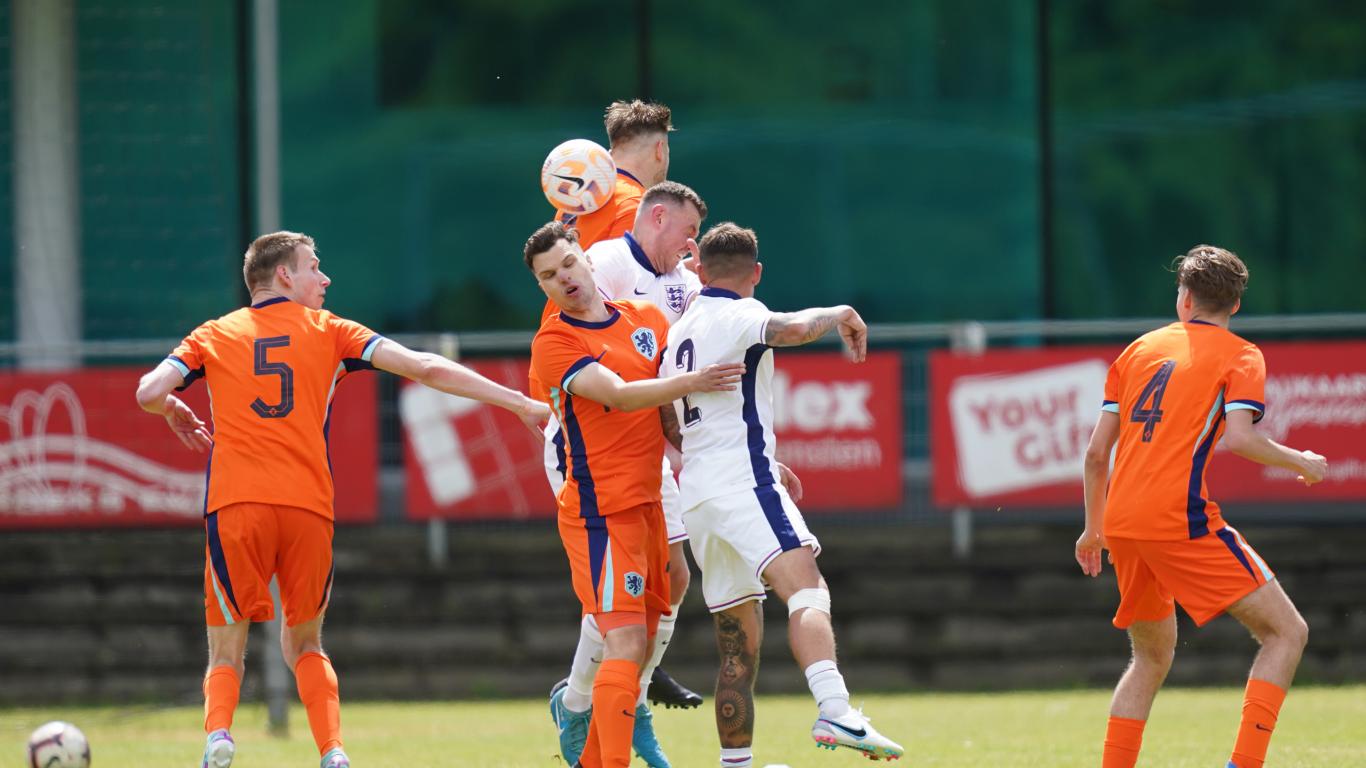 Oranje CP-team (m) geeft tegen Engeland zege in slotfase uit handen | OnsOranje