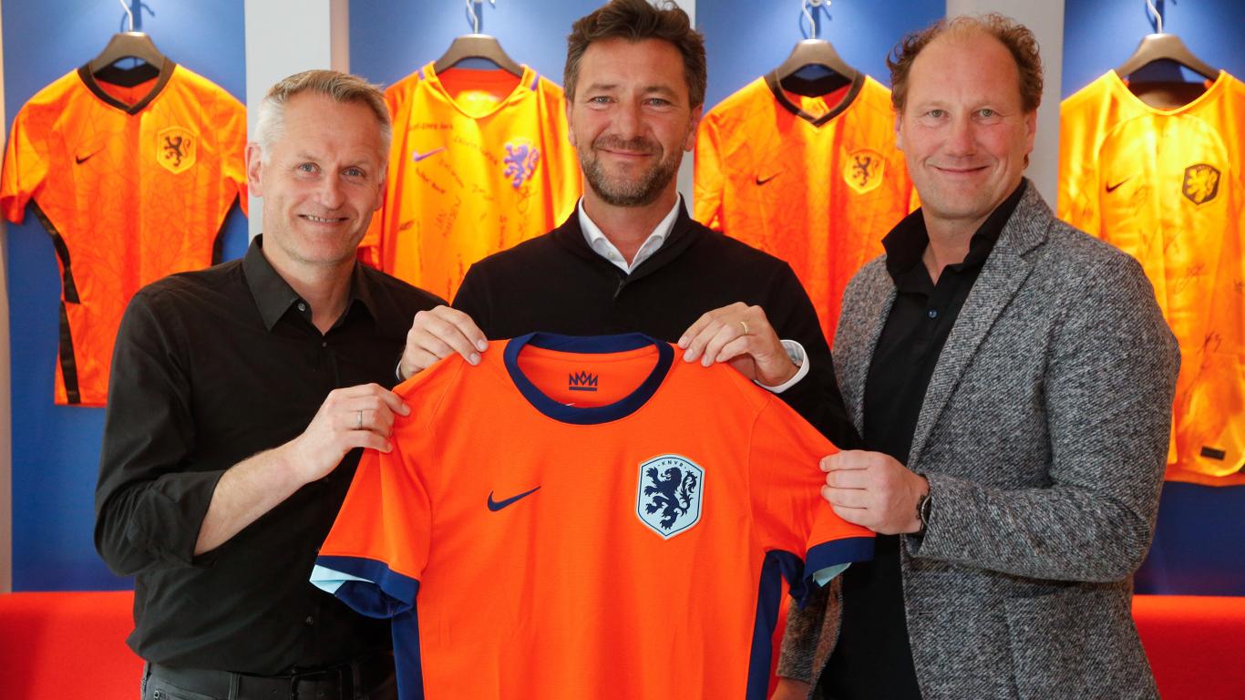 Peter van den Berg nieuwe coach Oranje onder 17 | OnsOranje