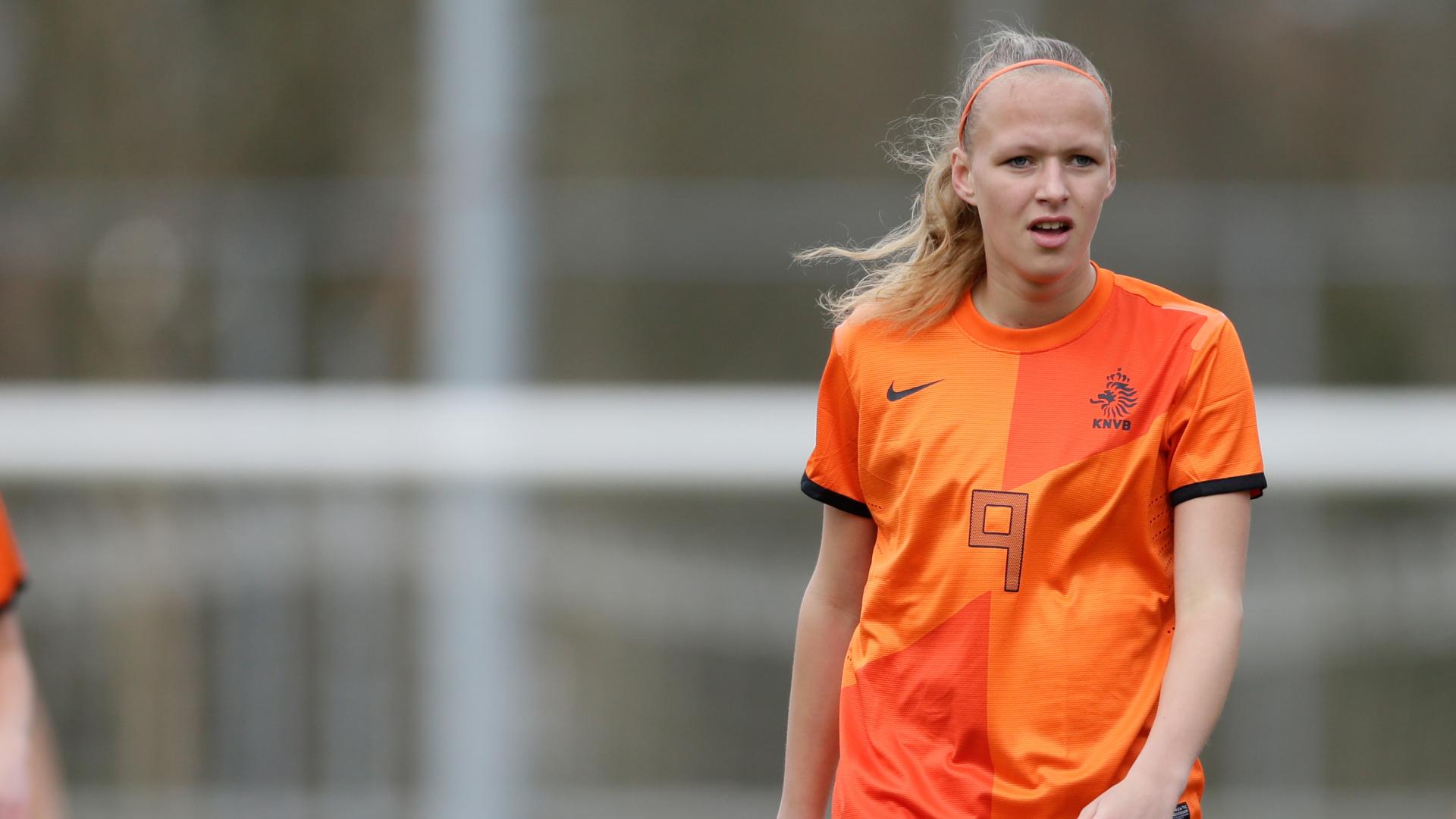 Tiny Hoekstra debuteert in selectie OranjeLeeuwinnen voor duels met Oostenrijk | OnsOranje