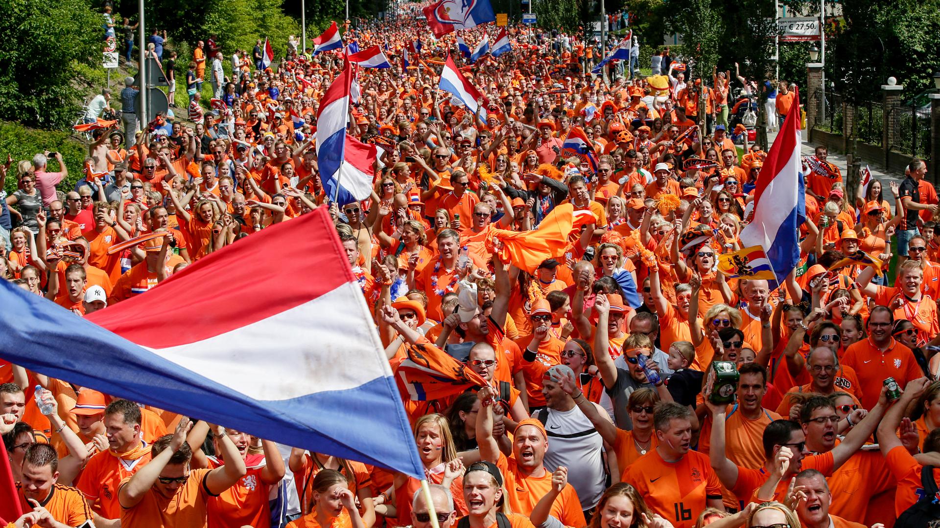 Zondag Fanzone en Fanwalk in Boedapest | OnsOranje