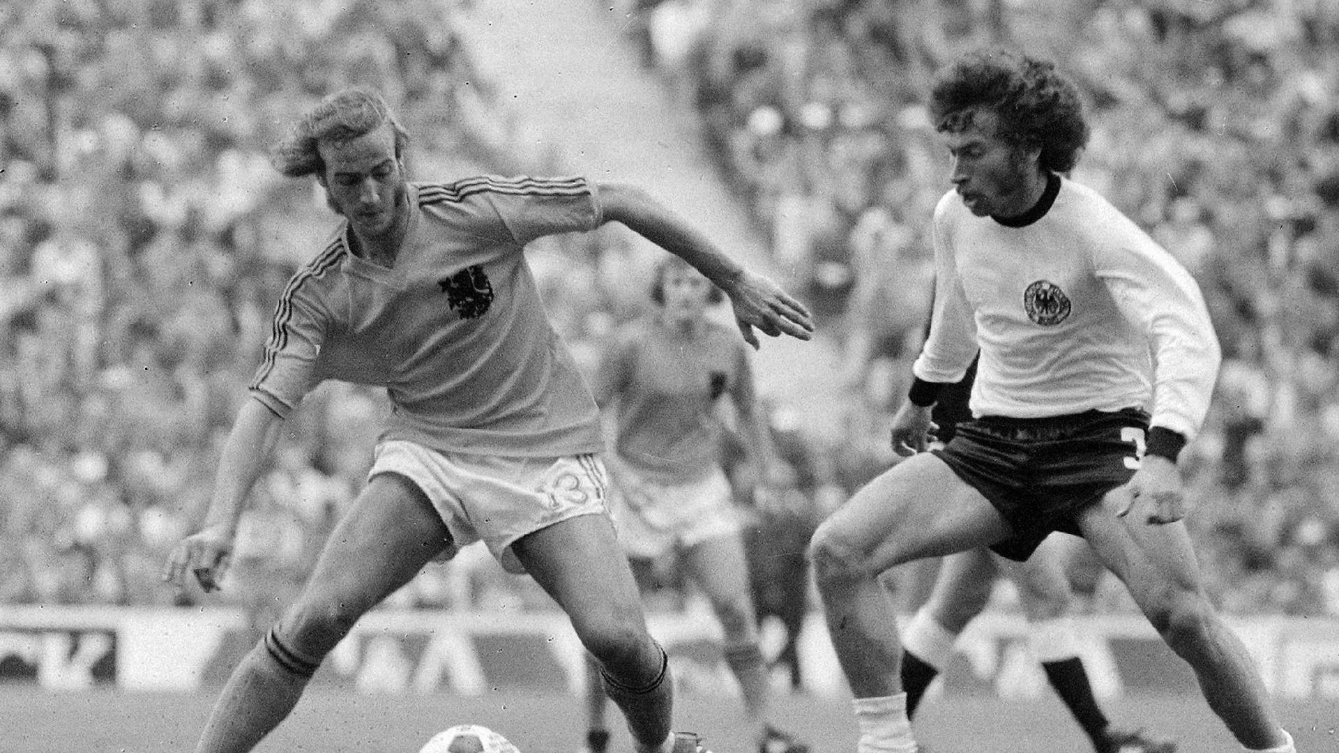 Johan Neeskens: 'Enige penalty ooit die recht door het midden ging ...