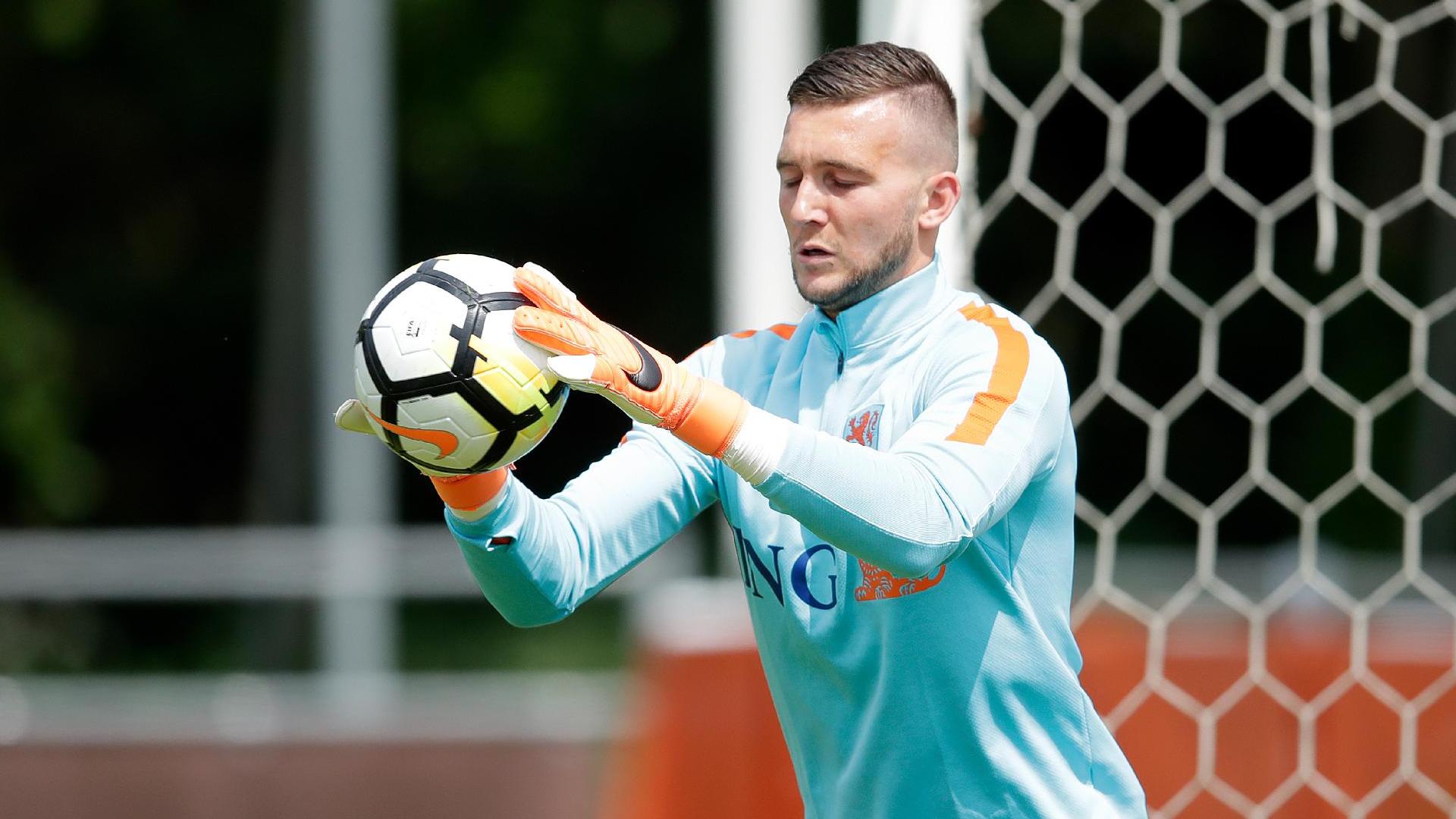 Geblesseerde Bijlow haakt af, Joël Drommel opgeroepen | OnsOranje