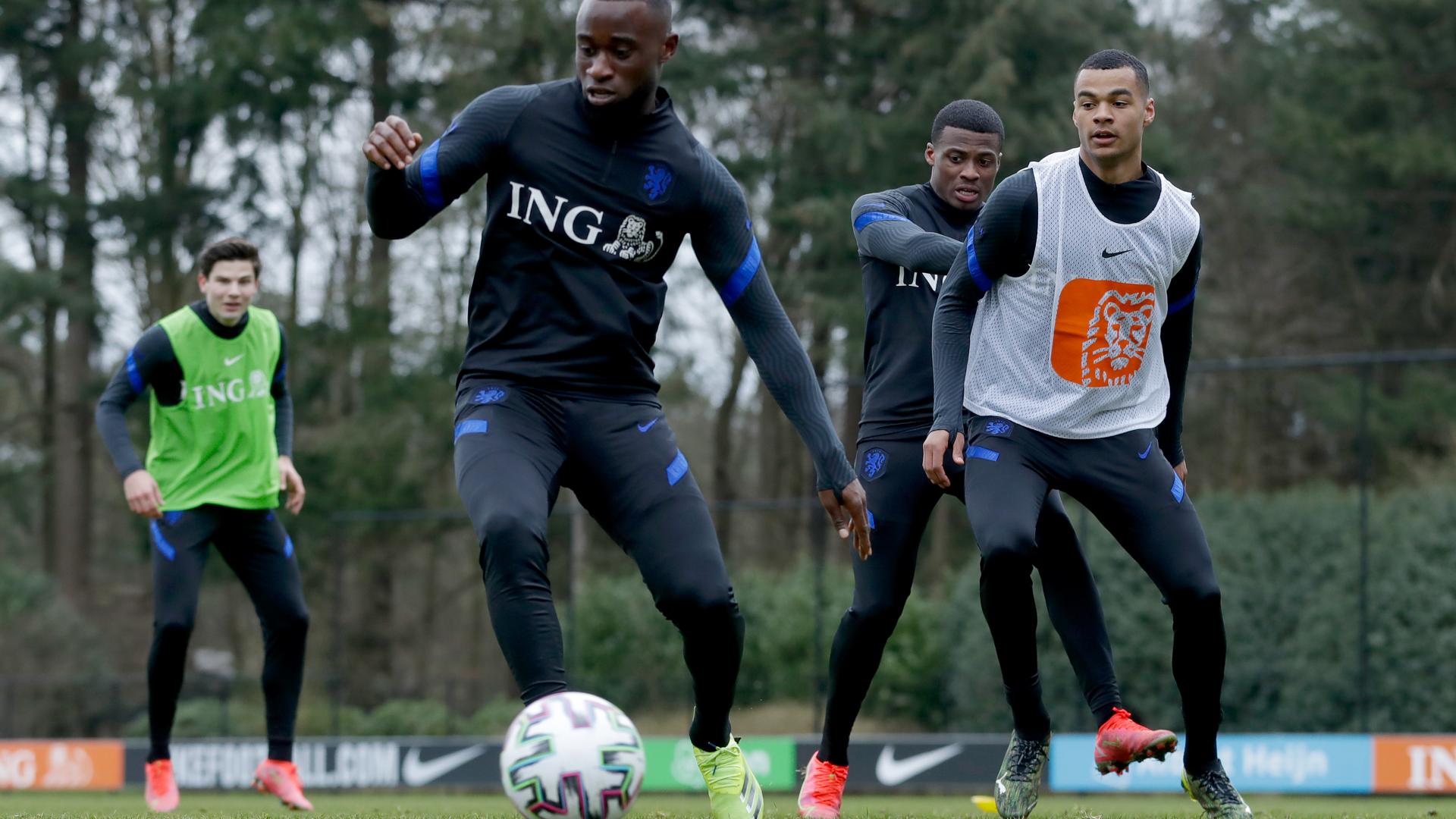 Koeman roept drie debutanten op | OnsOranje Koeman roept drie debutanten op | OnsOranje
