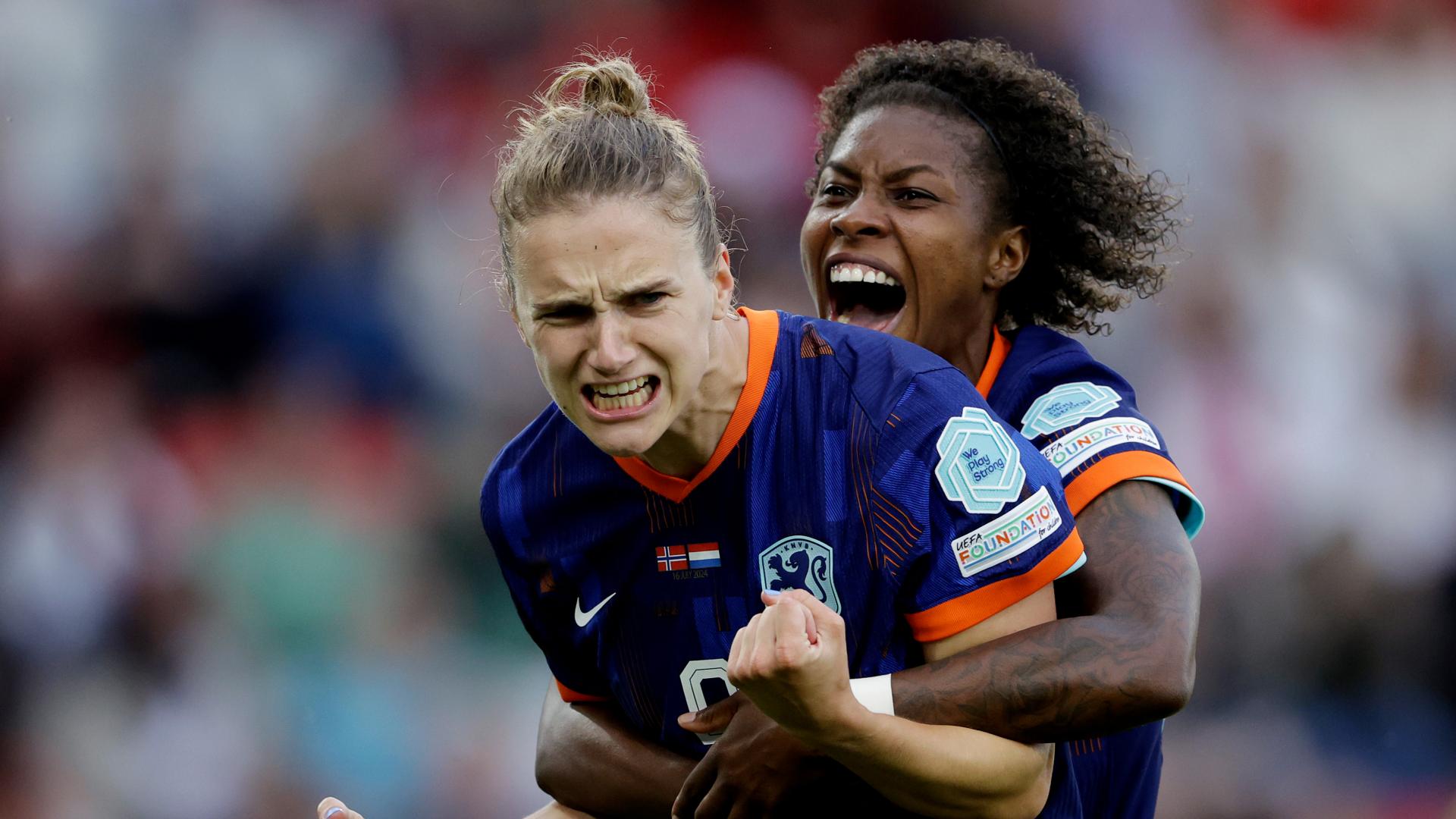 Scorende Miedema: 'Hier heb ik lang voor gewerkt' | OnsOranje
