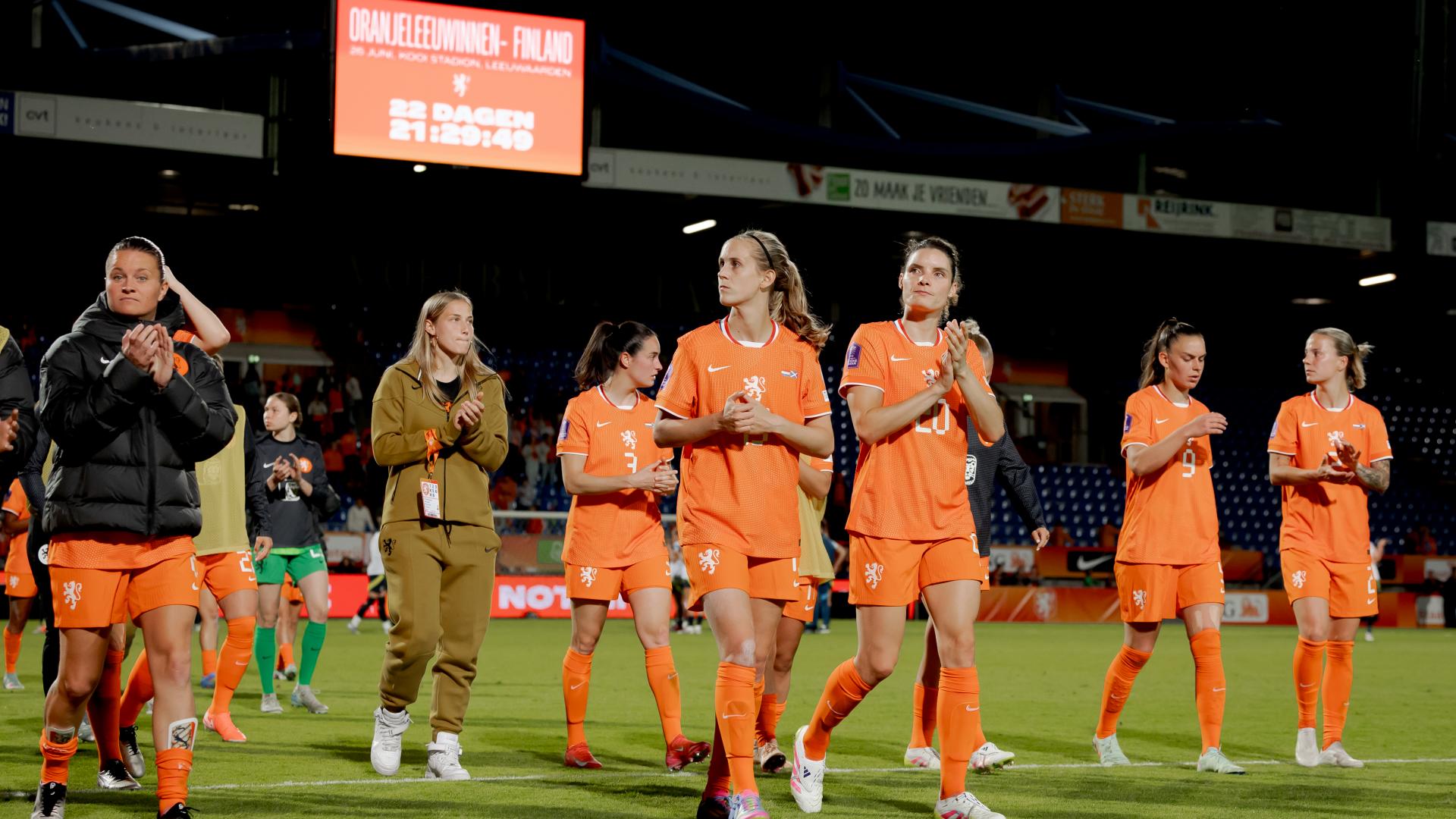 Oranje (v) kan Duitse kater niet van zich afspelen; 1-1 tegen Schotland ...