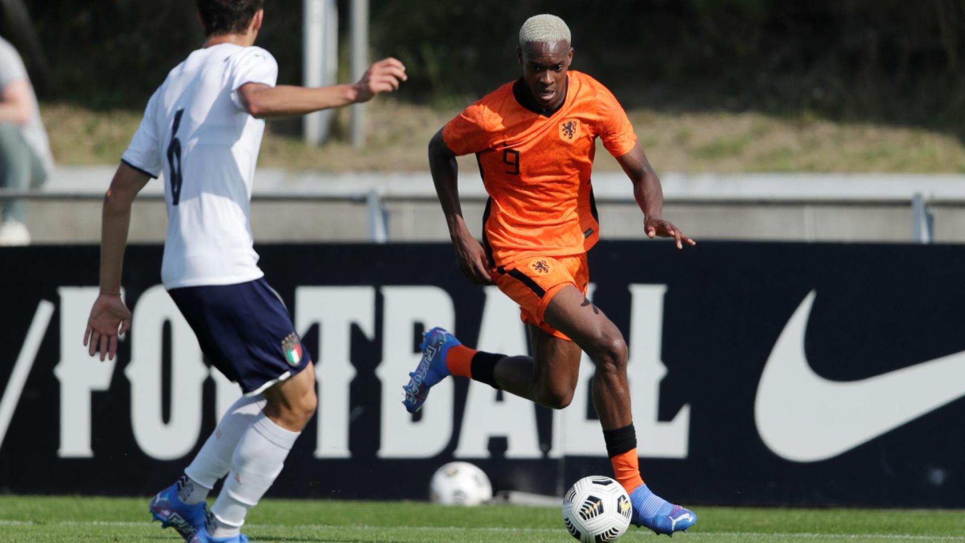 Onder 19 in fysieke strijd afgetroefd door Slowakije | OnsOranje