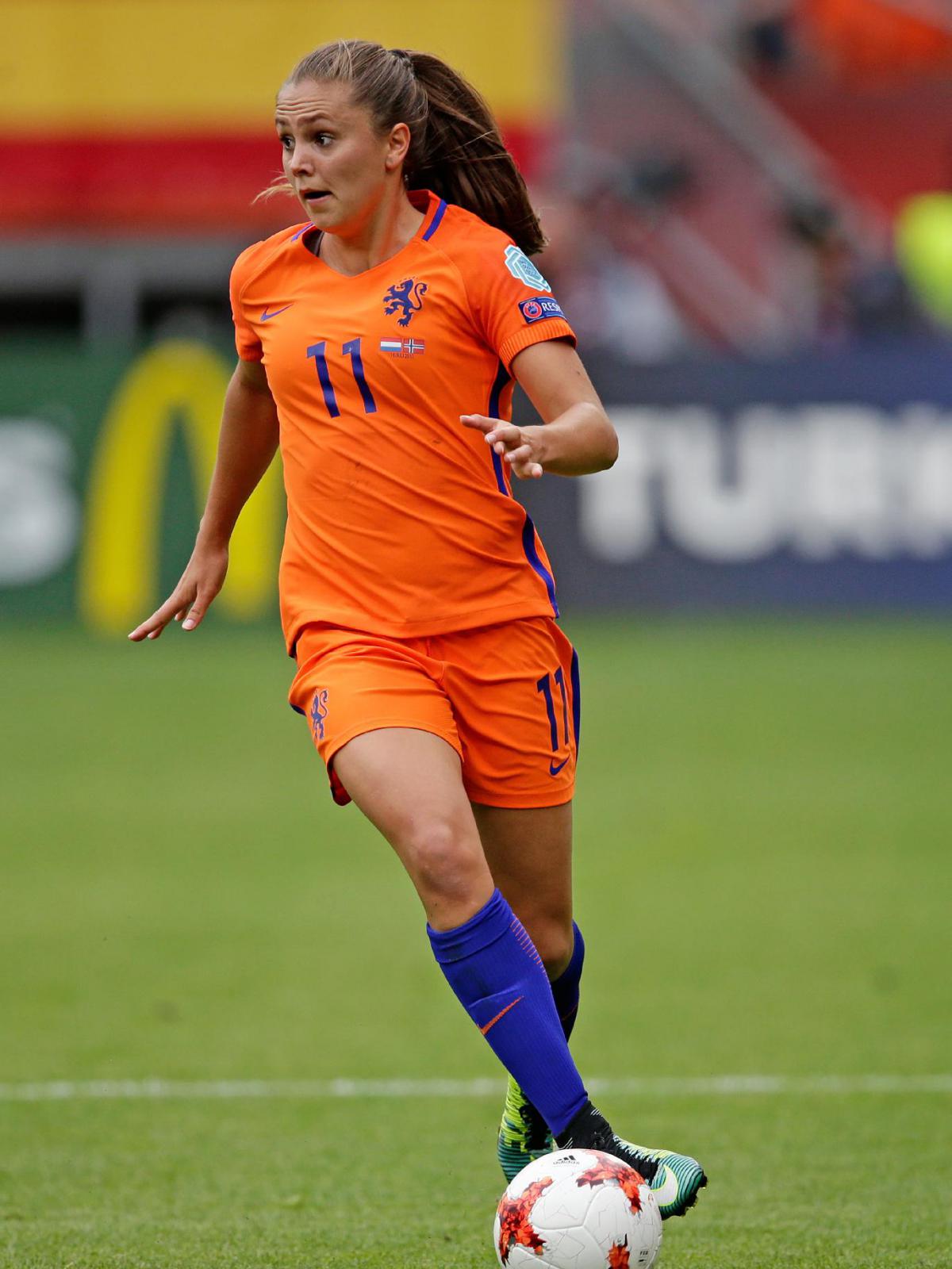 Lieke Martens Europees voetbalster van het jaar | OnsOranje Lieke Martens Europees voetbalster van het jaar | OnsOranje