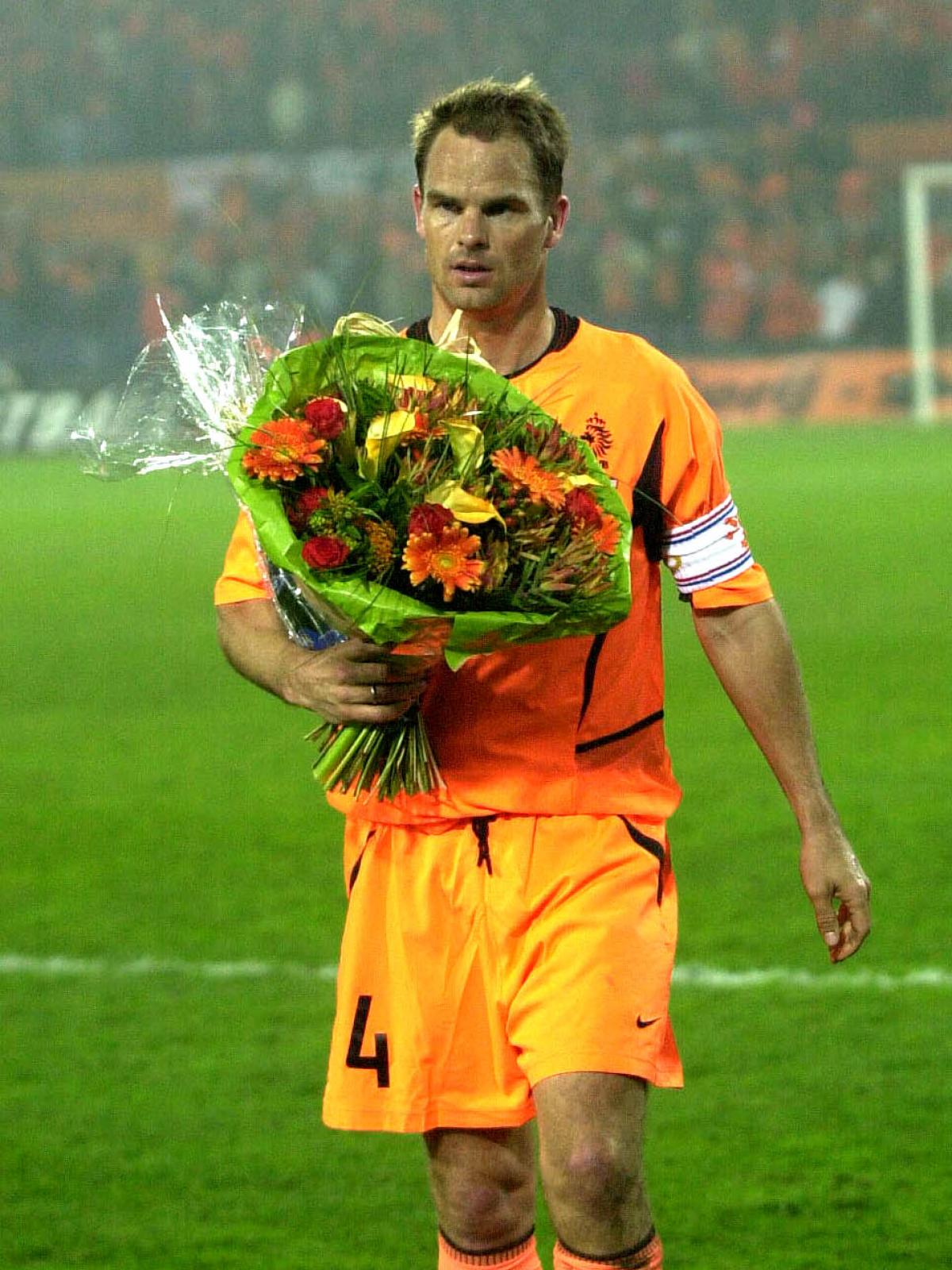 Frank de Boer: ‘Na die penalty's nog vaak op het stuur geramd' | OnsOranje