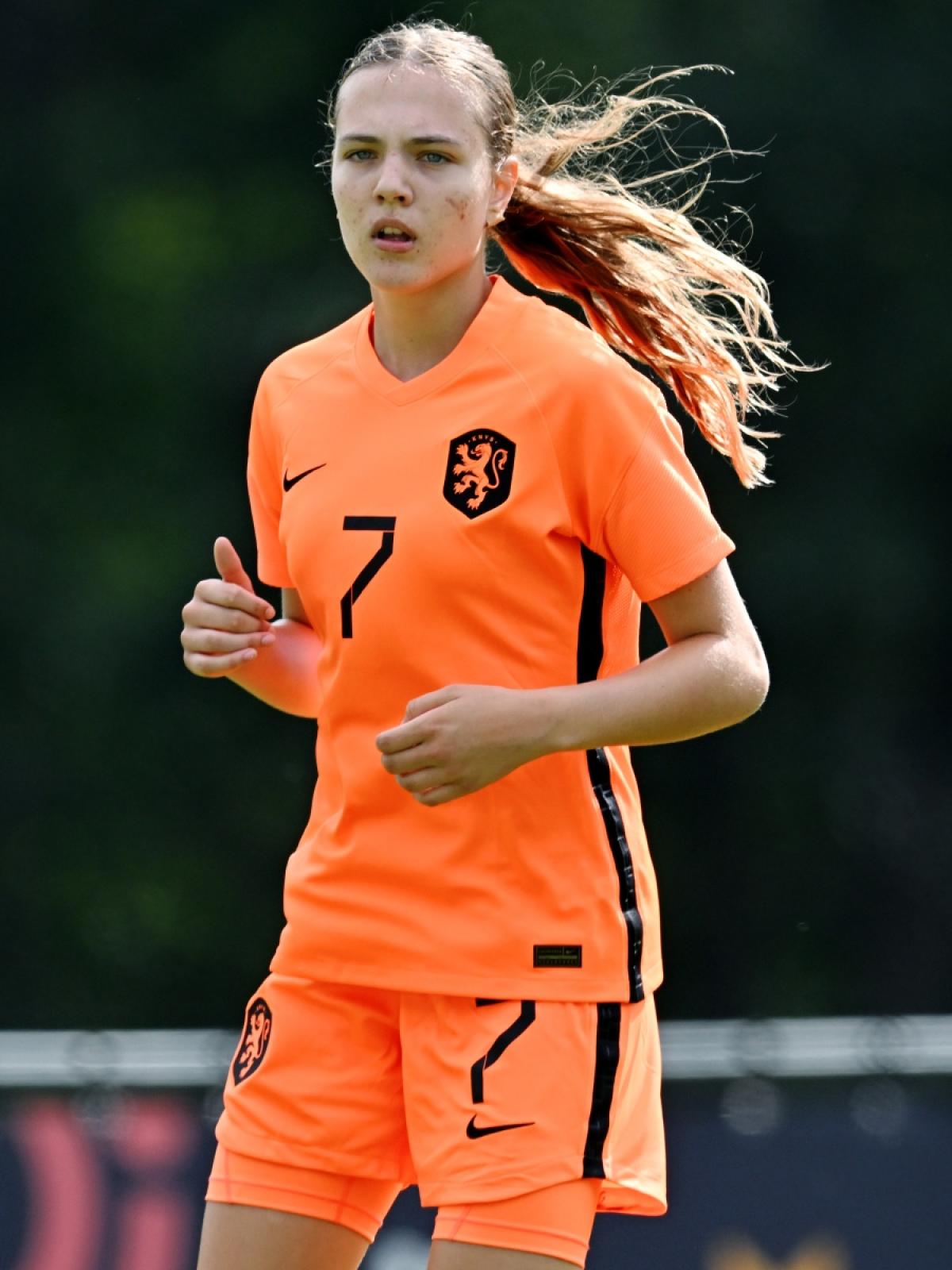 Vrouwen onder 19 neemt na rust afstand van Zwitserland: 2-0 | OnsOranje