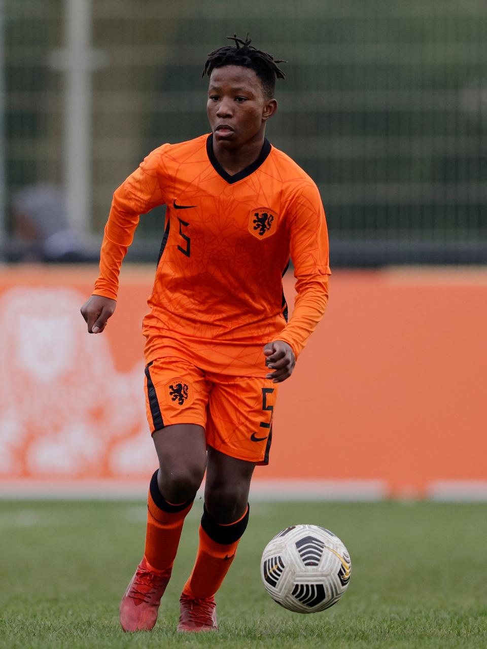 Winnend Oranje onder 17 (m) laat tegen Cyprus twee gezichten zien ...