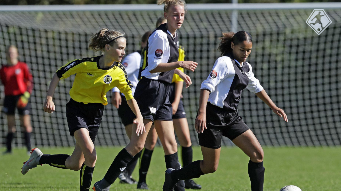 Belangrijke veranderingen voor de meidencompetities uitgelicht | Voetbal.nl