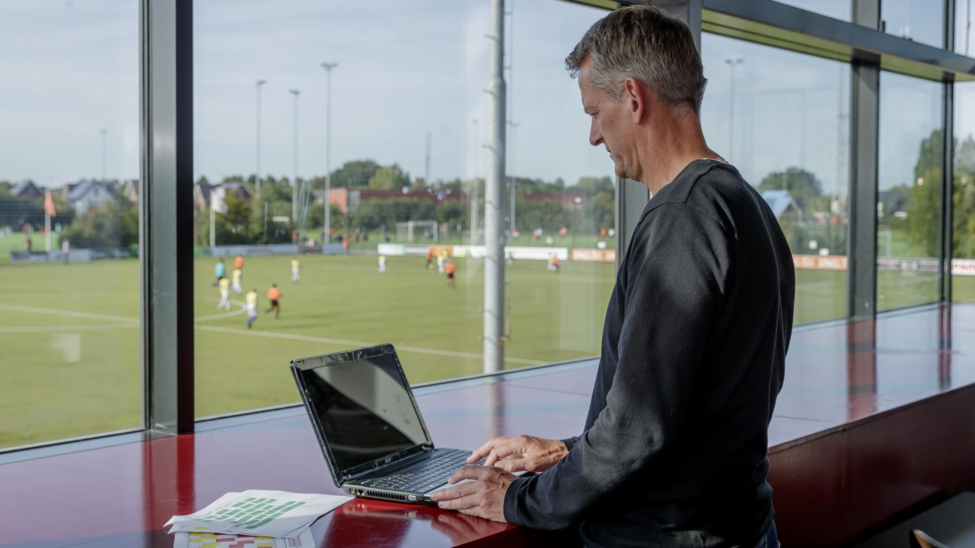 Protocollen voor spelers, trainer-coaches en ouders | Voetbal.nl